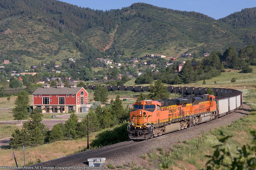 BNSF 5803